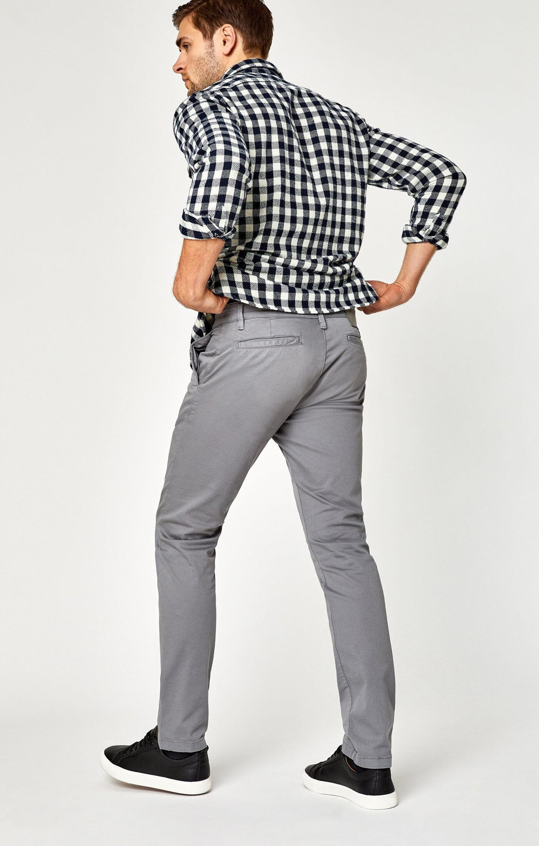 Johnny Slim Leg Chino In Shark Skin Twill