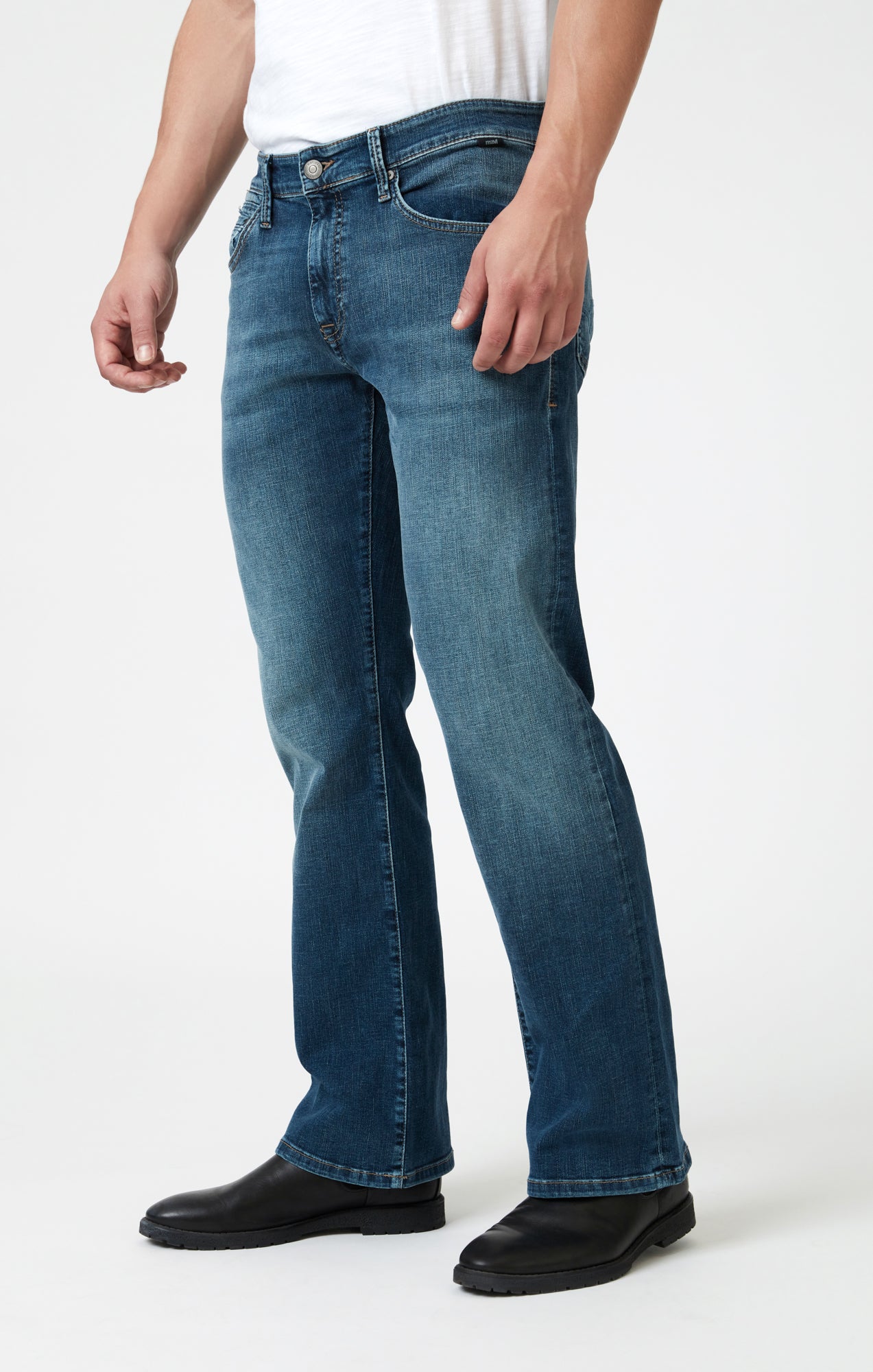 Mavi Men's Josh Bootcut In Mid Brushed Organic Move – Mavi Jeans