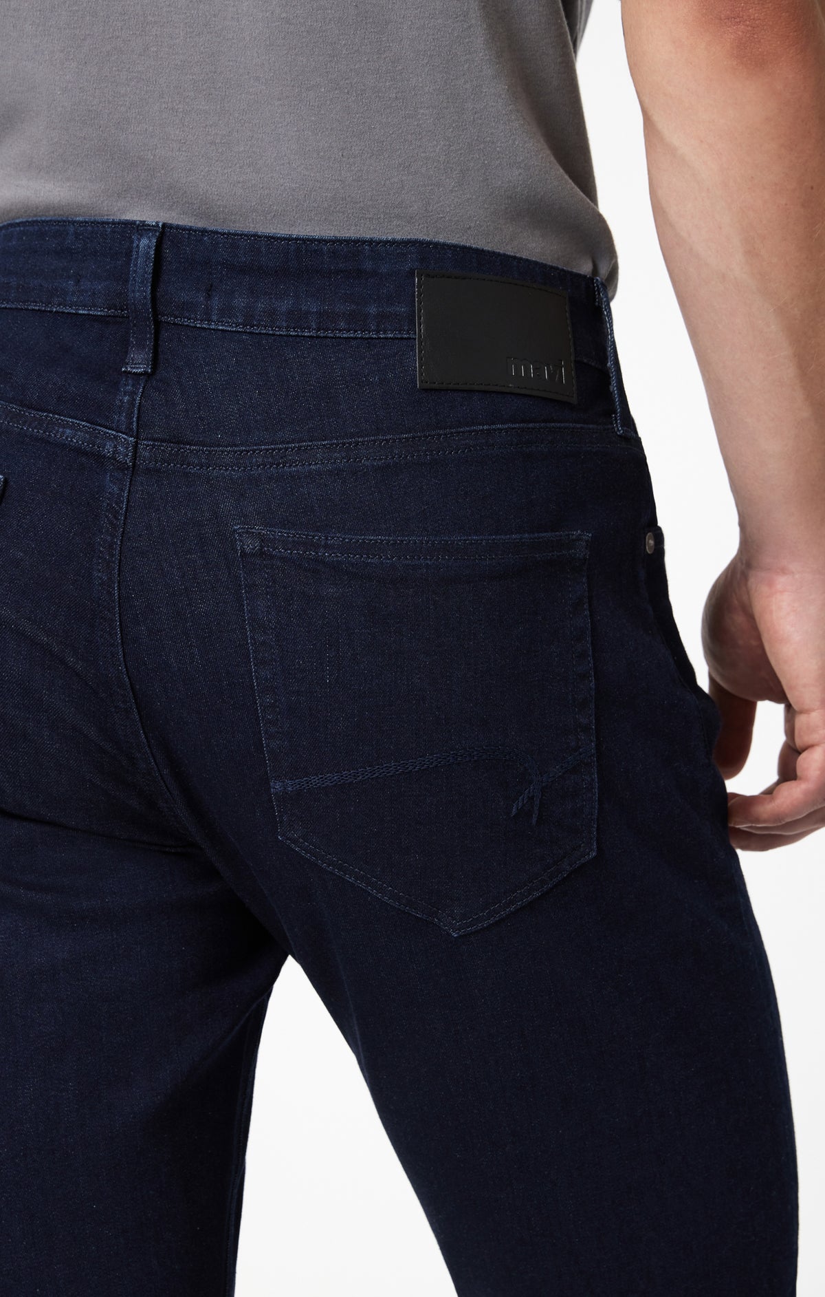 Mavi Men's Jake Slim Leg In Rinse Supermove – Mavi Jeans