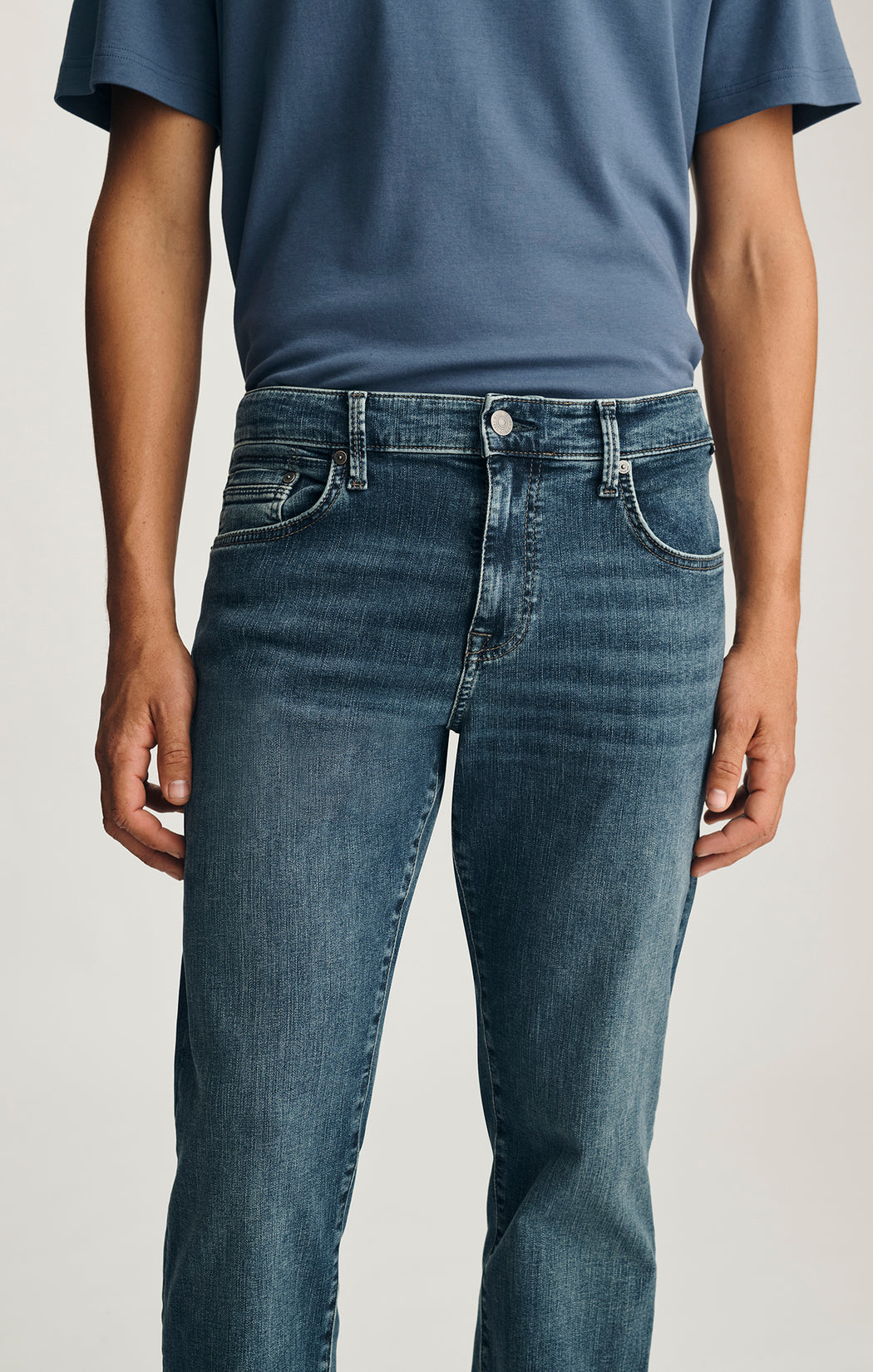 Mavi Men's Matt Relaxed Straight Leg In Used Brushed Organic Vintage ...