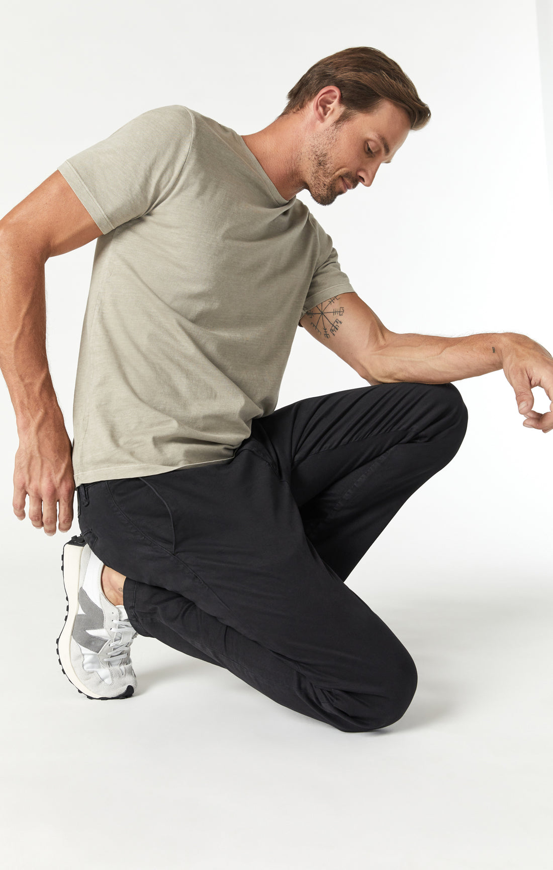 Mavi Men's Johnny Slim Chino in Black Sateen Twill